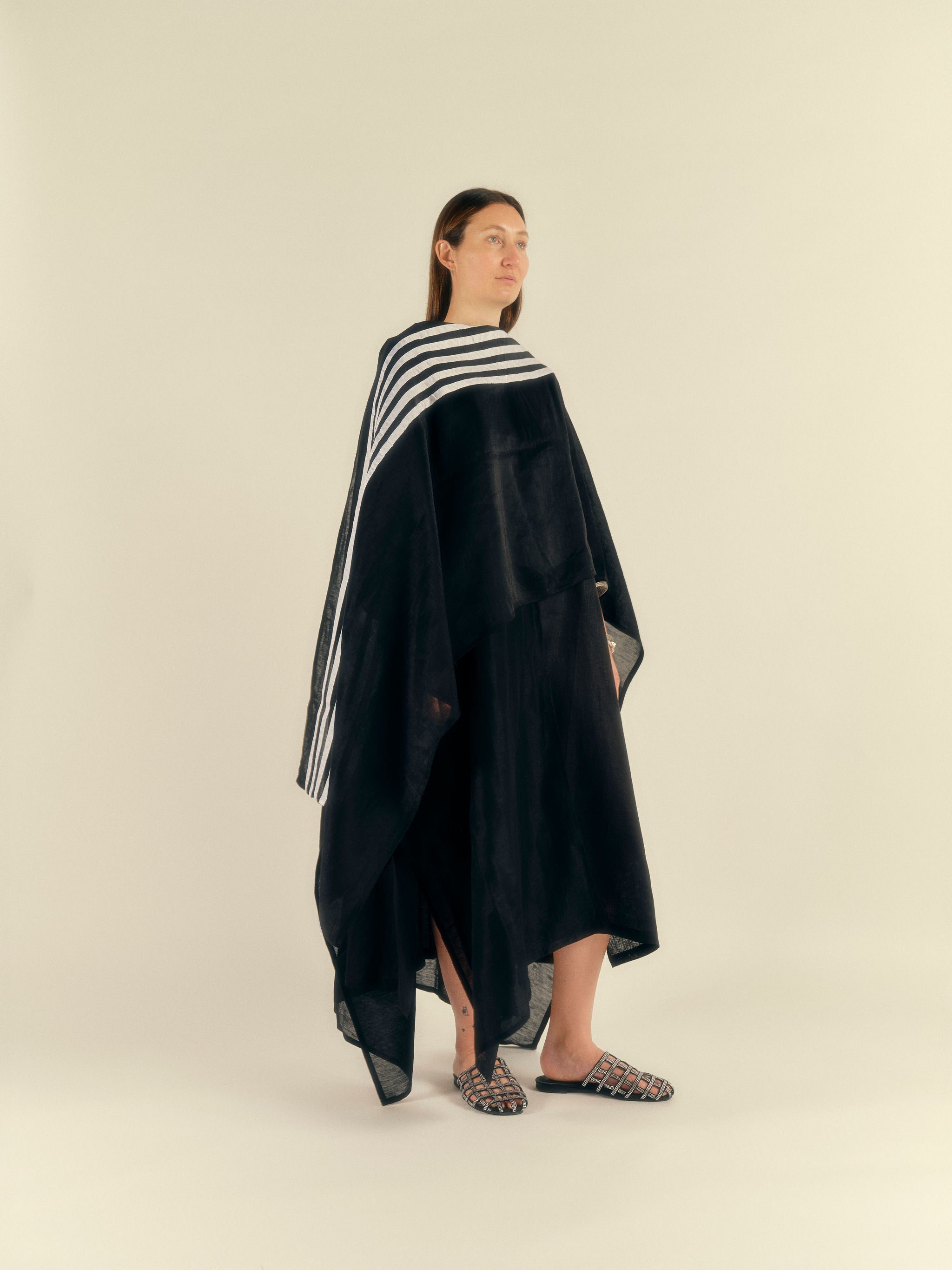 Berille Cape – Label Label